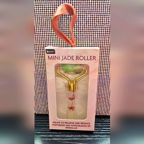 Bath & Body | Mini Jade Roller Nwt | Poshmark